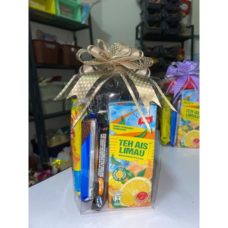 Mini Hamper Makanan Ringan/ Hamper snack Pack Hampers Food Set - TikTok ...