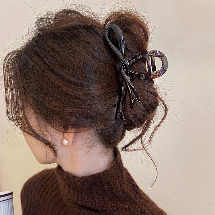Simple style, streamers, bows, large-sized hair claw clips, hairpins ...