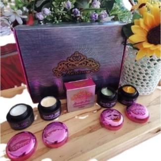 SKINCARE SPARKLE 5 IN 1 SABUN PINK - TikTok Shop Malaysia