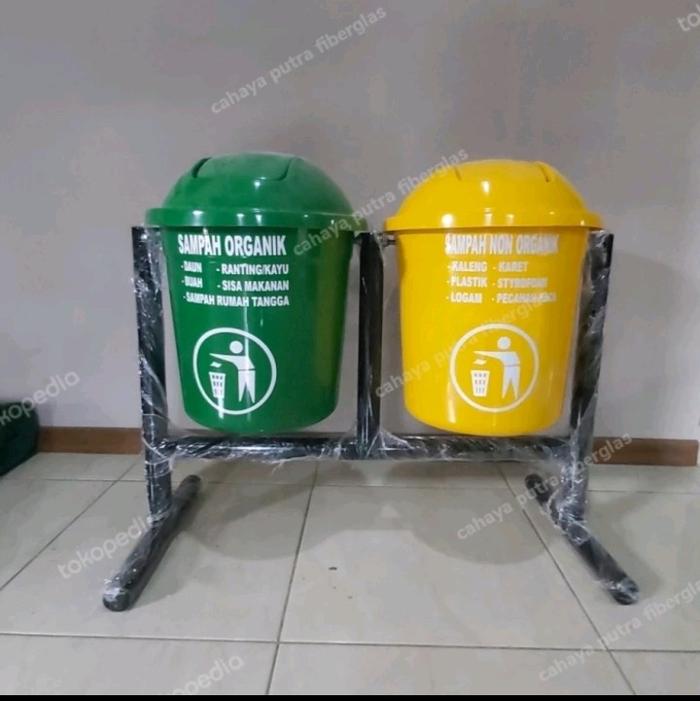 Jual tong Sampah bulat 30 liter 2 pilah, tempat sampah fiber/ satu set ...