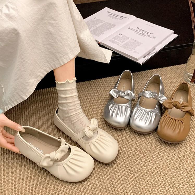2025 Fashionable Vintage French Style Flat Leather Shoes for - TikTok ...