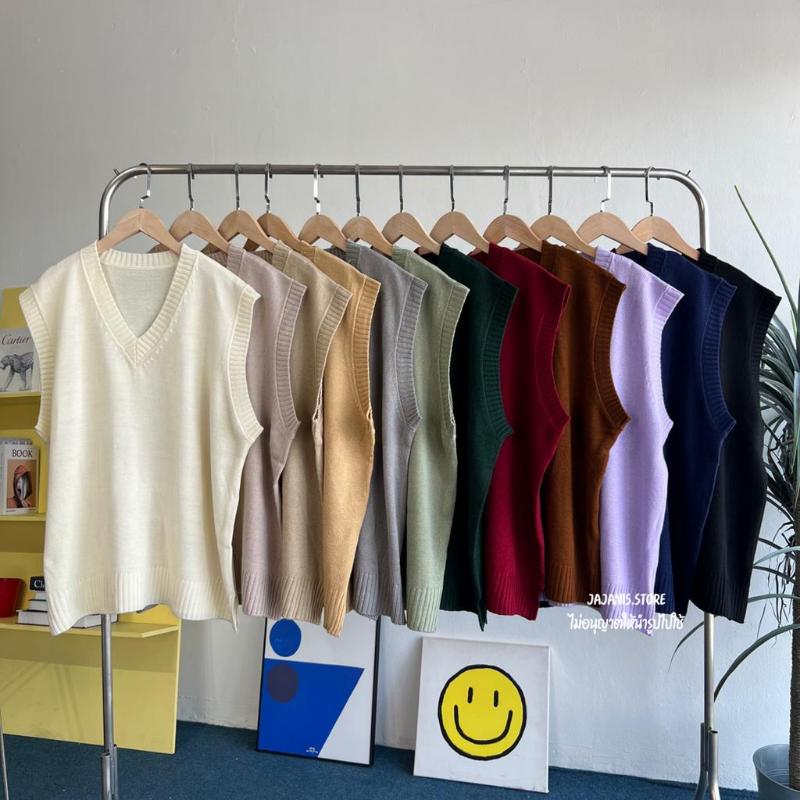 พร้อมส่งในไทย เสื้อกั๊กไหมพรมสีพื้นผ่าข้าง ผู้หญิง Clothing - TikTok ...