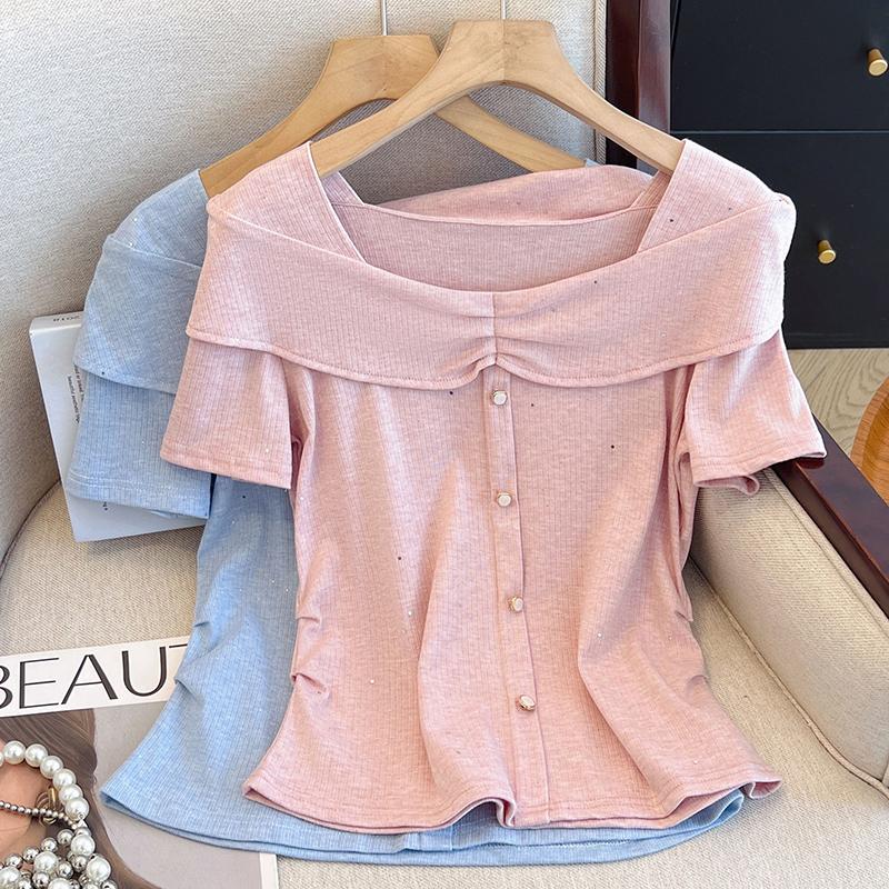 Baju-T Ruffle Luar Bahu, Atasan Berpotongan Pelangsingan, Rekaan ...