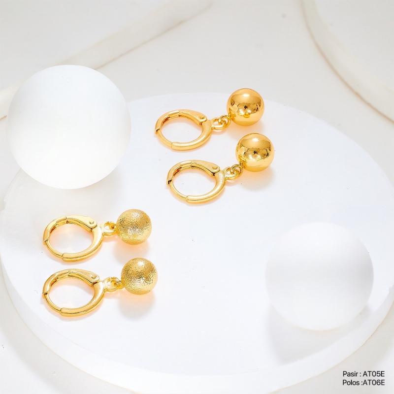 Anting titanium wanita motif Simple AT10-15E Gold Earrings - Shop ...