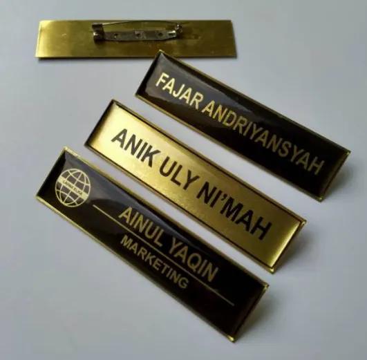 Promo Papan Nama Dada Papan Nama Name Tag Kuningan Peniti dan Magnet ...