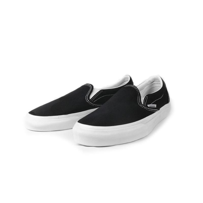 Nobrands Sepatu Slip On Polos "SELOP BW” LOCAL PRIDE Sneaker - Shop ...