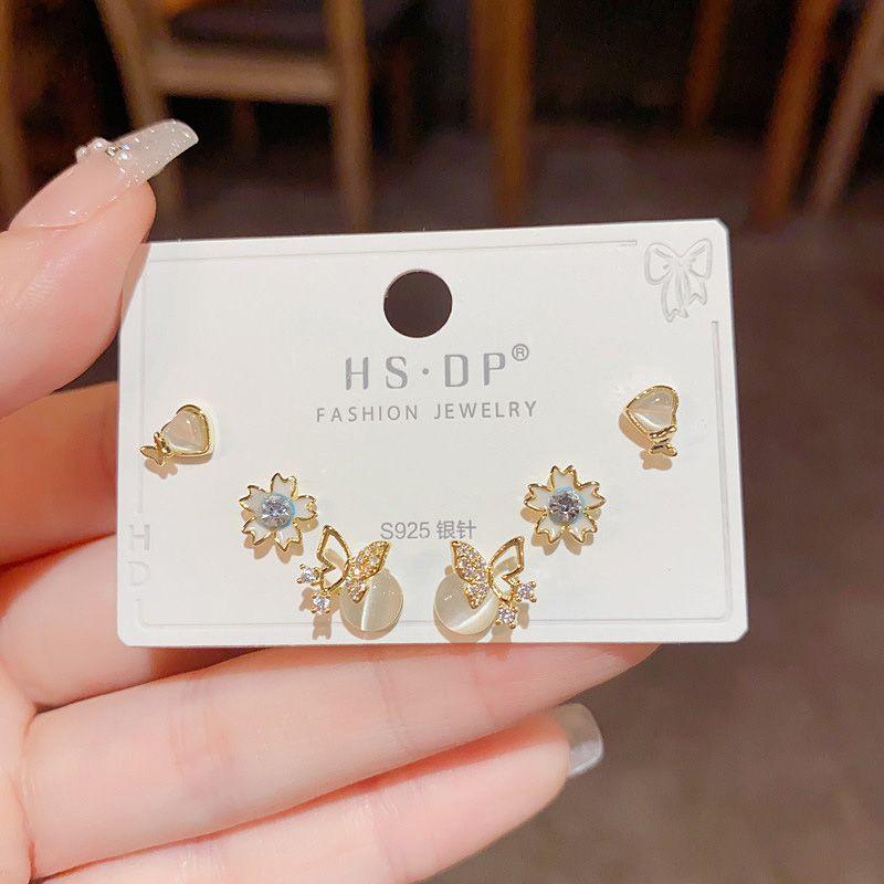 Anting-anting Gabungan Rama-rama Bunga Opal, Reka Bentuk Indah - TikTok ...