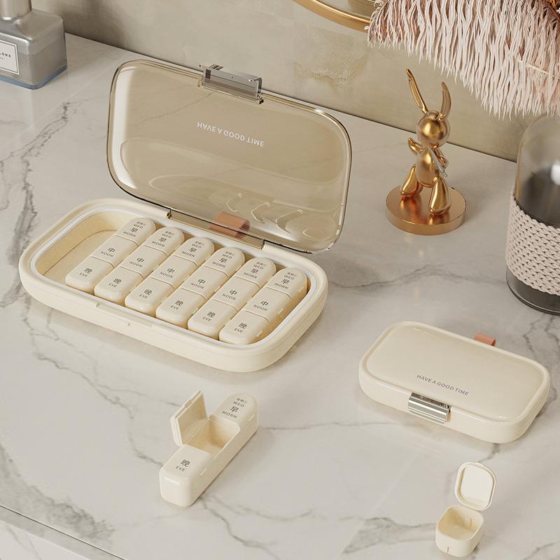 Pill Box Portable Three Meals a Day Portable Medicine Separately ...