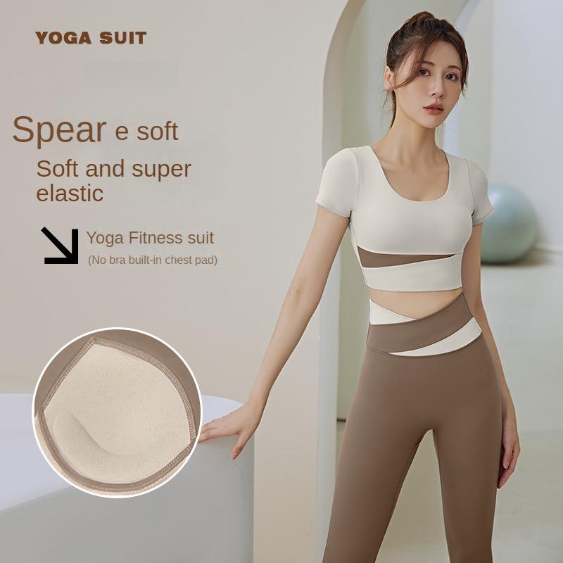 Short Sleeve Yoga Suit Fixed Cup Yoga Loose Quick-Drying Five-Point ...