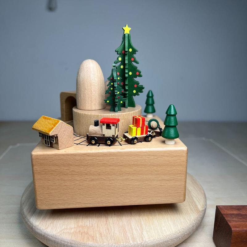 Wholesale Music Box Wooden Eight-Tone Clockwork Girl's Birthday ...