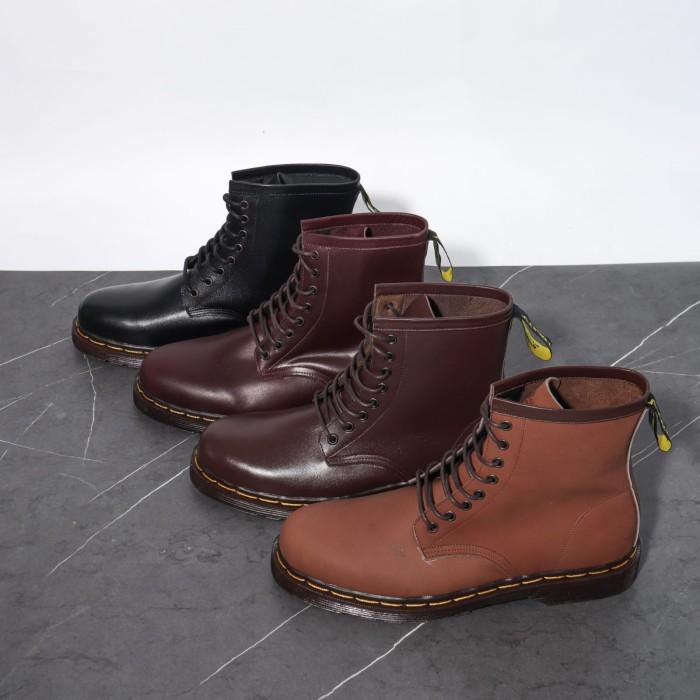 Sepatu boot pria wanita couple kulit Boston exodus model Docmart - Shop ...