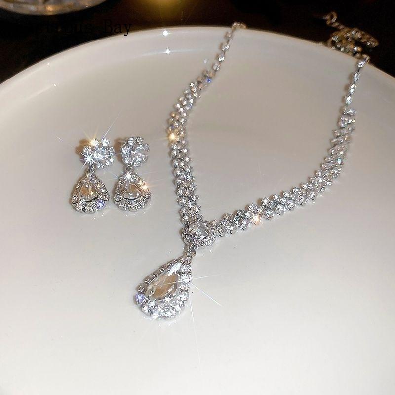 Sparkling Diamond Water Drop V-Shaped Earrings Two-Piece High-End ...